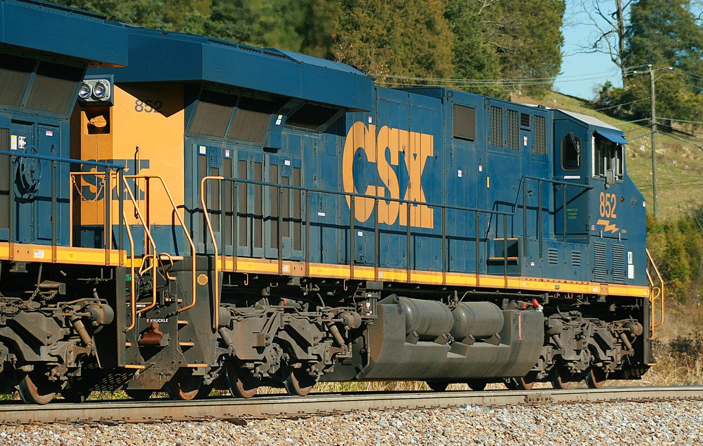 CSX 852